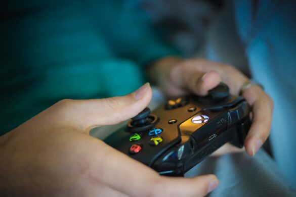 Online Gaming Risks and Threats: Caution to Take While Gaming - Digital ...